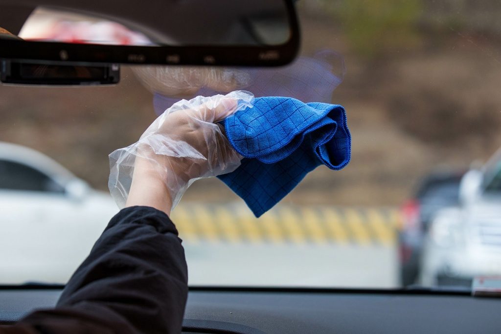 How to Remove Tint From Car Windows: A Step-by-Step Guide – Our Auto City